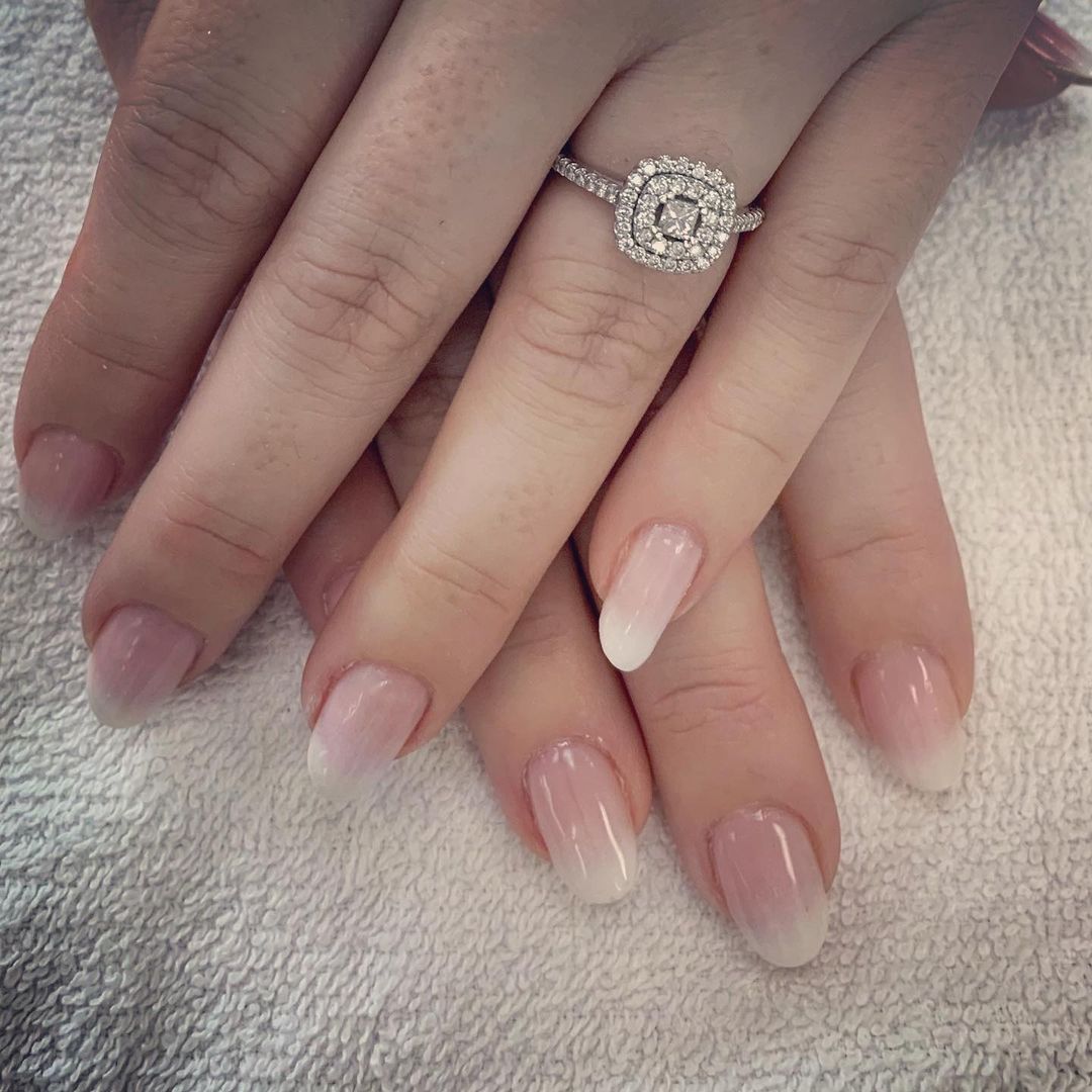 Decoding Nail Styles: From Minimalist to Extravagant 2023 - Proper Nails Decoding Nail Styles: From Minimalist to Extravagant 2023 - Proper Nails